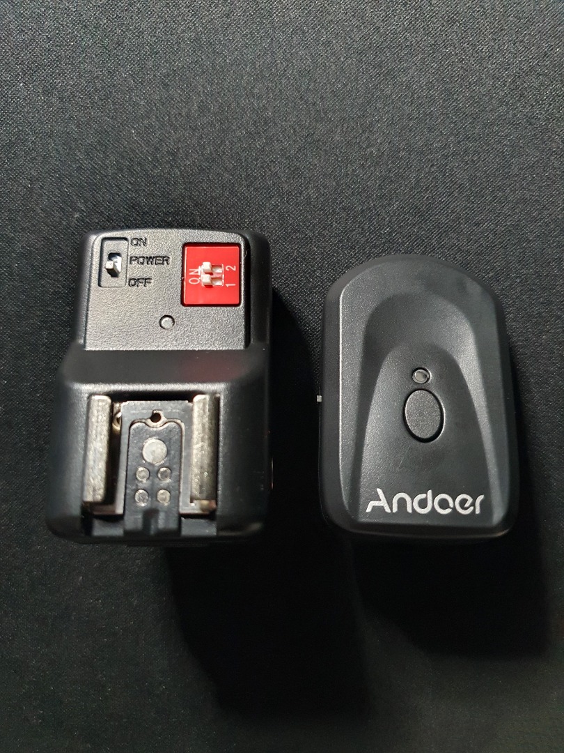 Andoer Universal Speedlight Wireless Trigger w/ Batteries, Photography ...