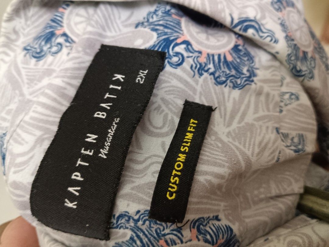 Baju Kemeja Captain Batik, Men's Fashion, Tops & Sets, Formal Shirts on ...