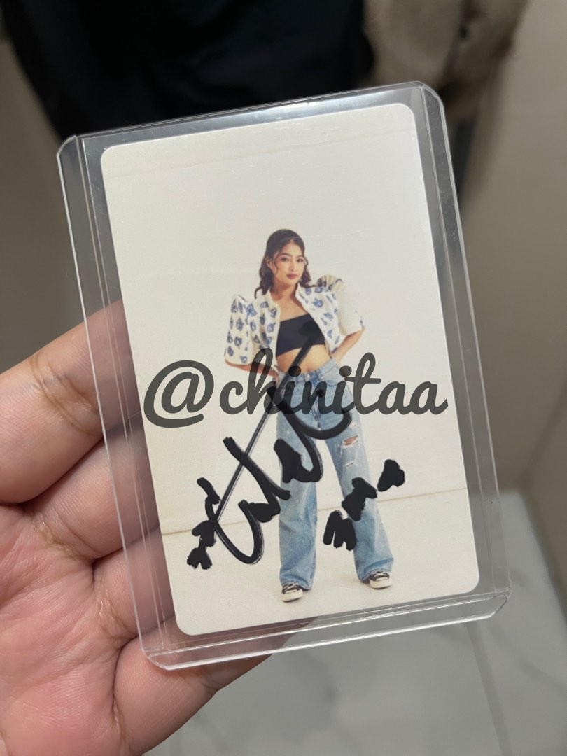 BINI Colet Signed Photocard, Hobbies & Toys, Memorabilia & Collectibles ...