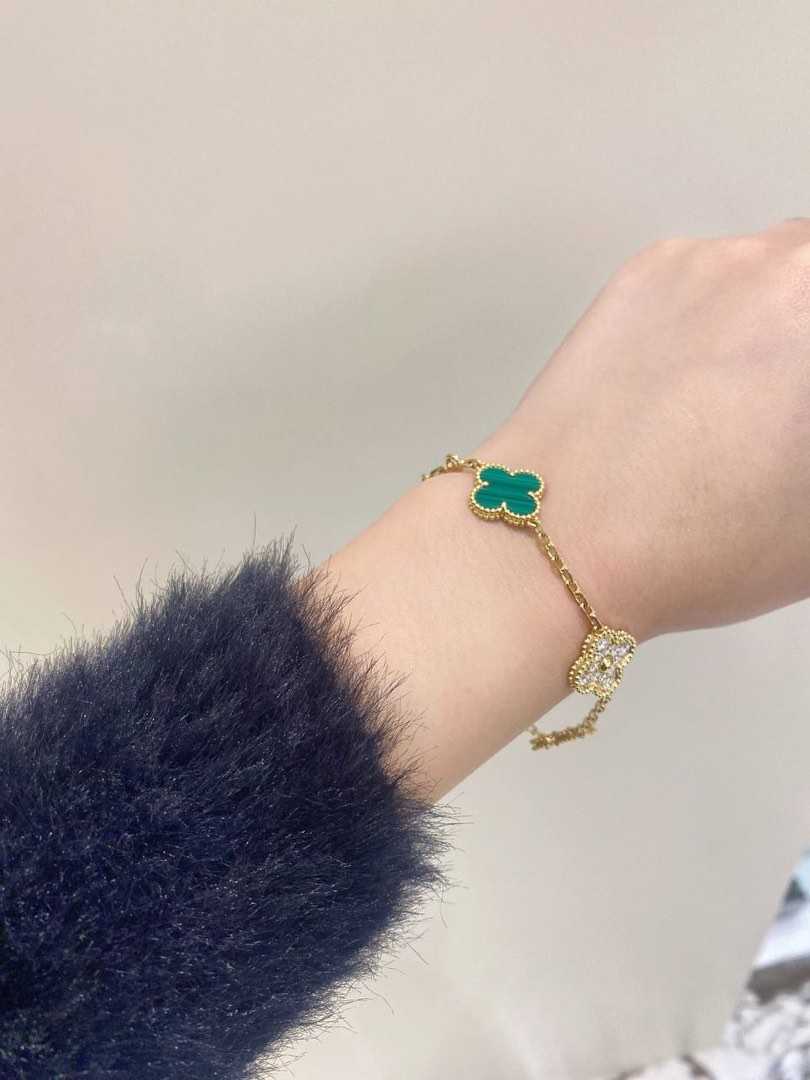 (BRAND NEW) 2024 VCA VAN CLEEF & ARPELS VINTAGE ALHAMBRA BRACELET 5 ...