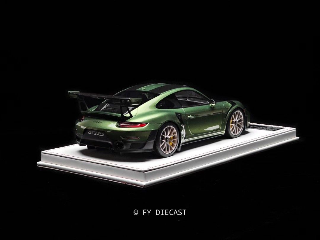 DINO MODEL 1/18 Porsche 911 GT2 RS - Metallic Green ( Not Autoart ...