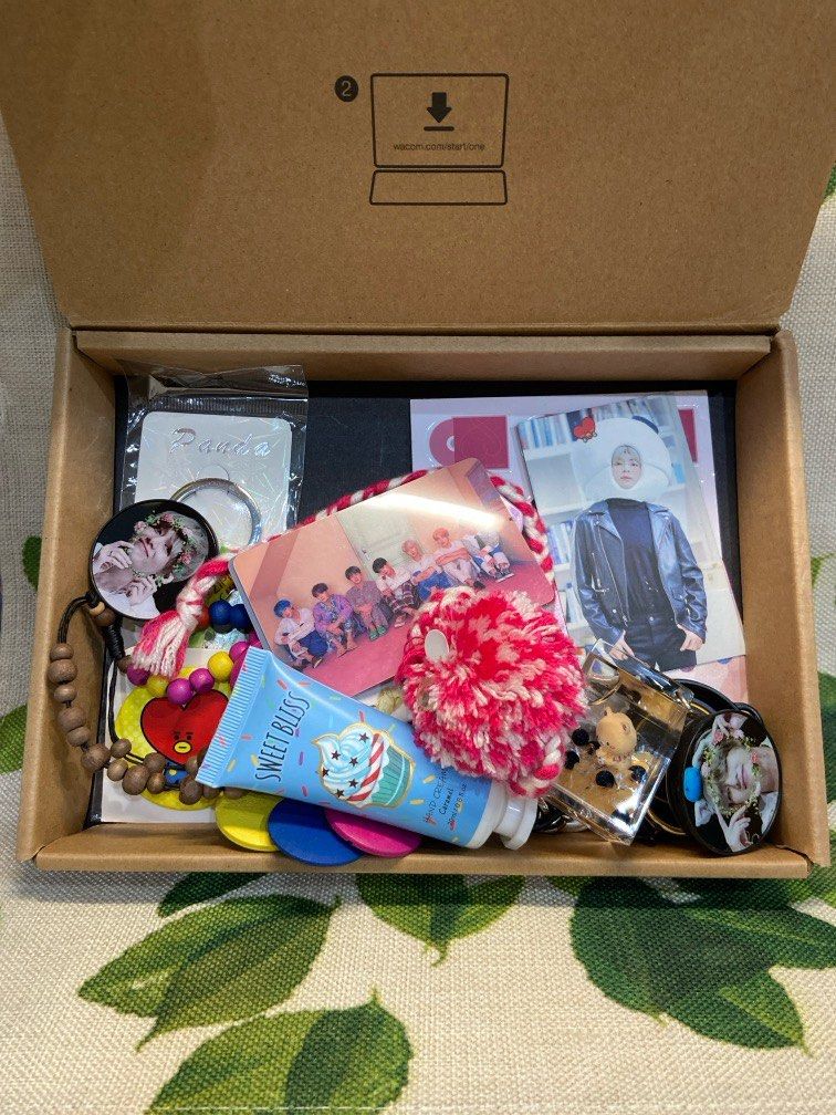 [FREE] Box of Freebies, Announcements on Carousell