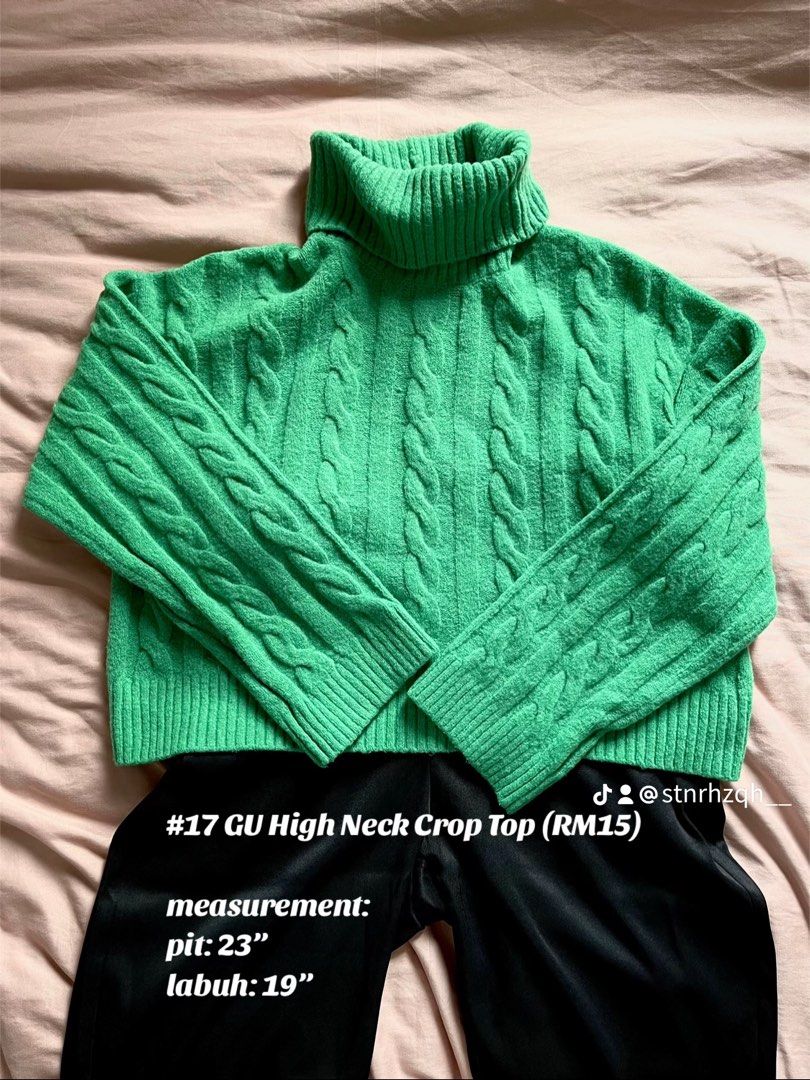 GU High Neck Crop Top, Women's Fashion, Tops, Shirts on Carousell