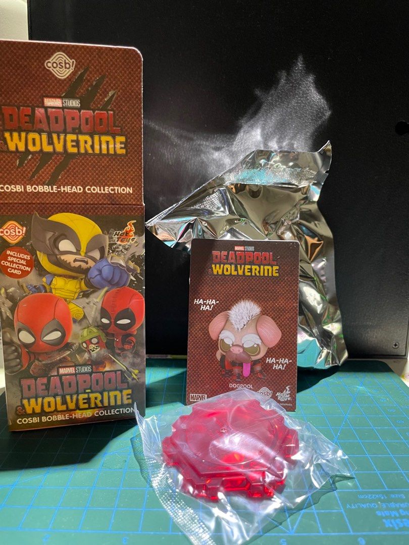 Hot toys cosbi Blind box Deadpool and Wolverine- Dogpool, Hobbies ...