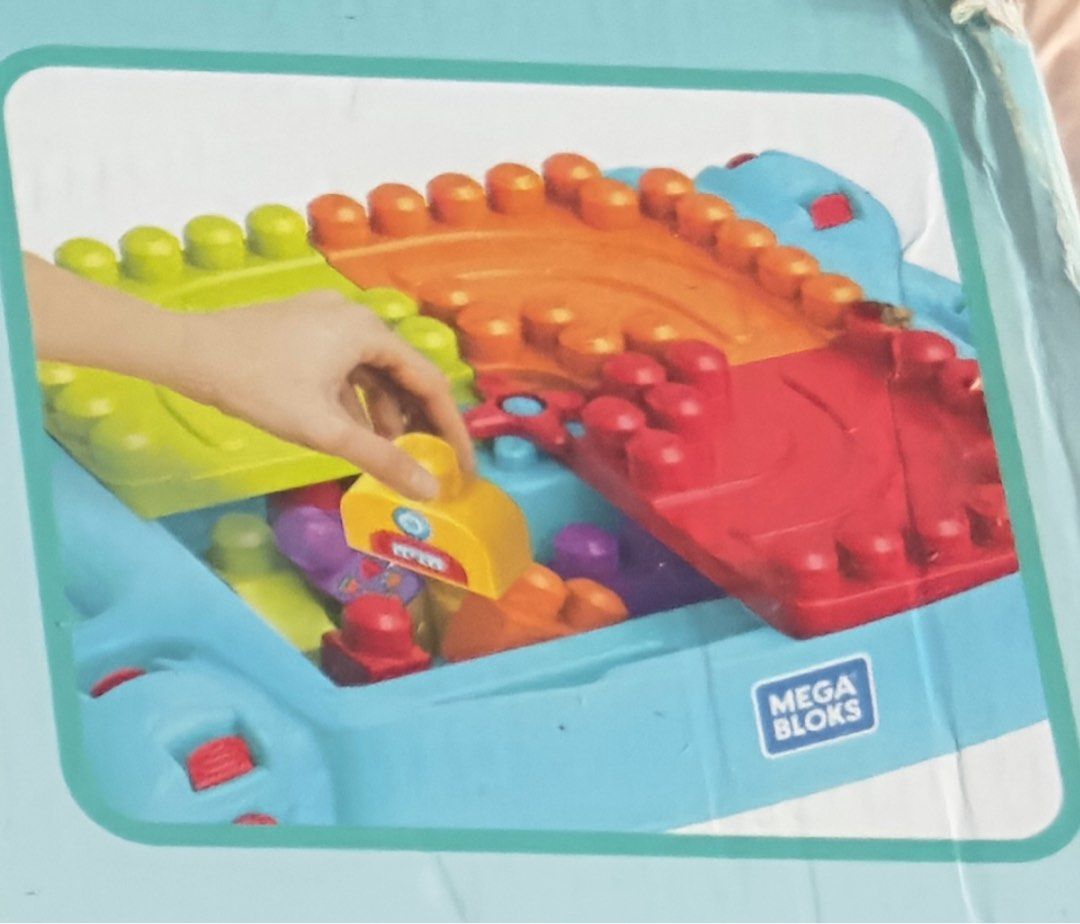 Mega Bloks Build Learn Table, Hobbies & Toys, Toys & Games on Carousell
