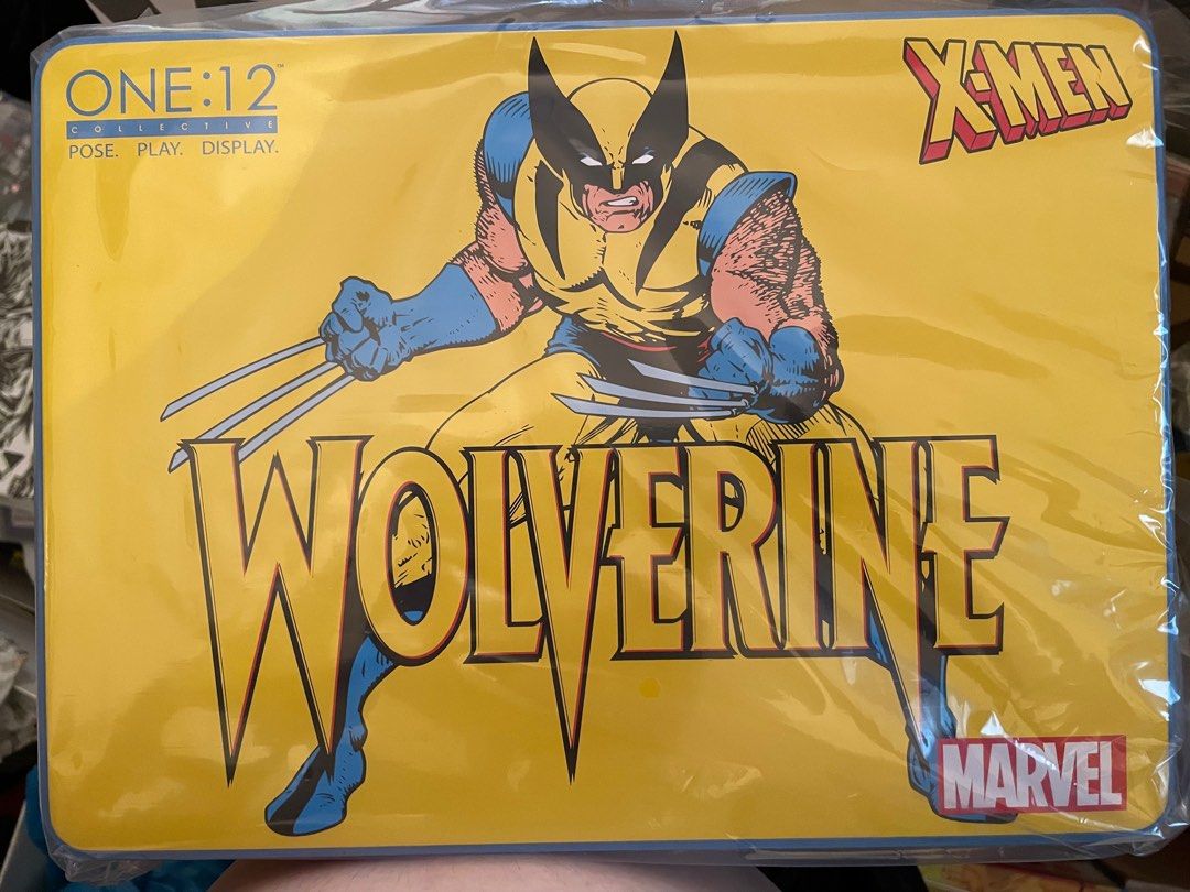 Mezco One:12 Collective X-men Wolverine deluxe steel box edition with ...