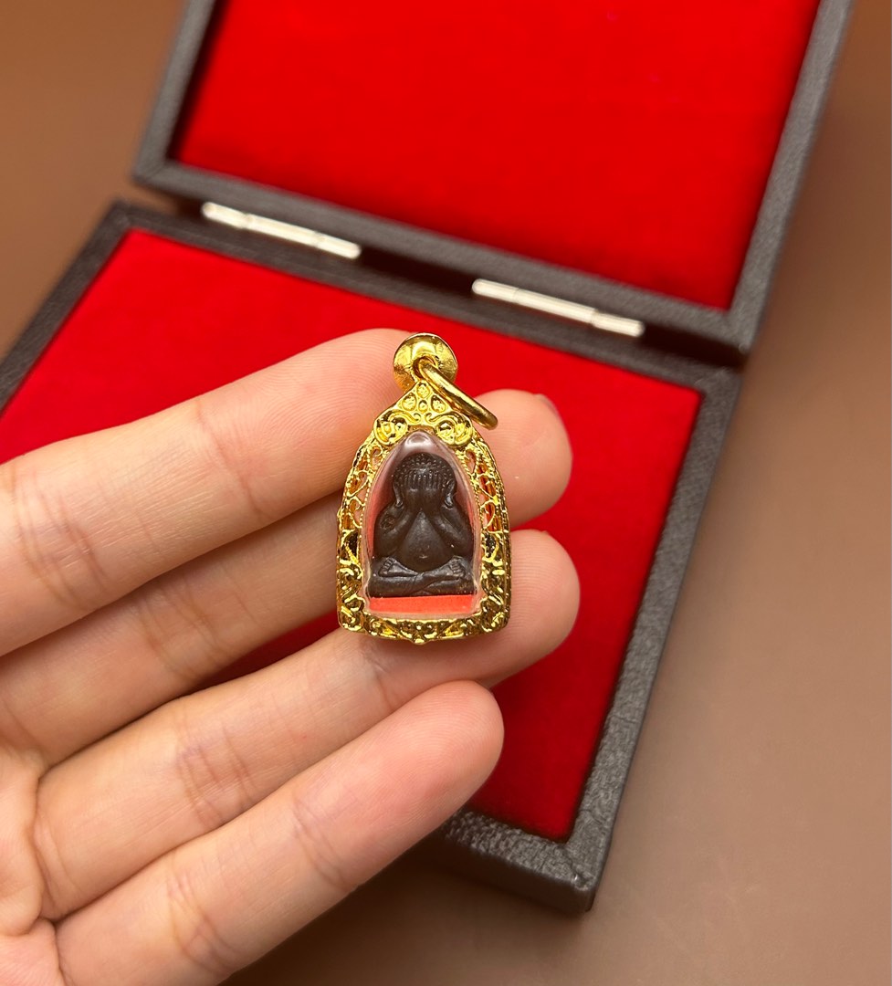 Mini Phra Pidta sitting behind Roop Meun Lp Koon, Wat Ban Rai, released ...