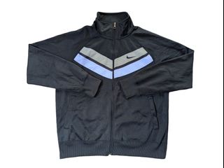 Nike Tracktop, Men's Fashion, Coats, Jackets and Outerwear on Carousell
