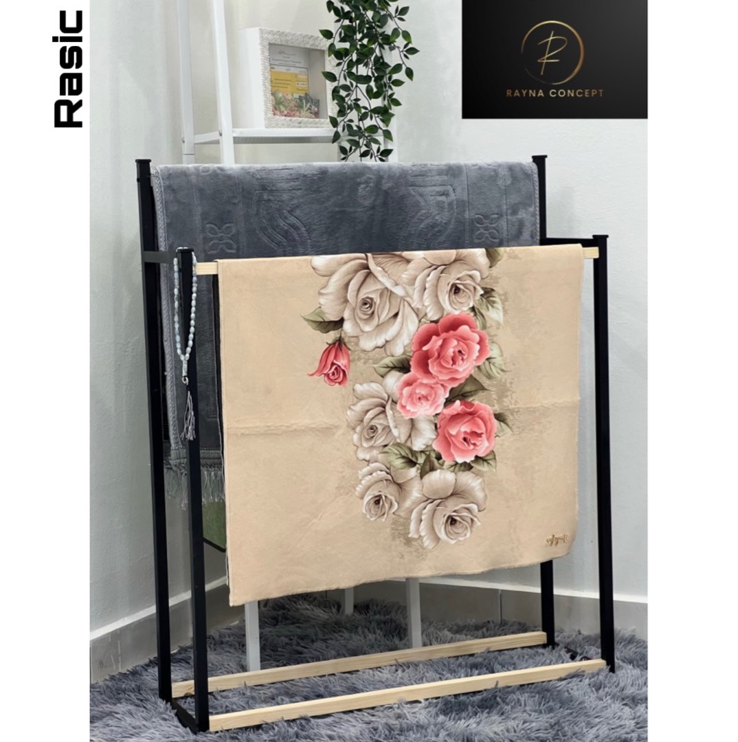 Rak sejadah / tuala minimalist, Furniture & Home Living, Home Decor ...