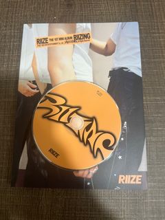 WTT RIIZE PC POSTER RIIZING ALBUM (BOOM BOOM BASS), Hobbies & Toys ...