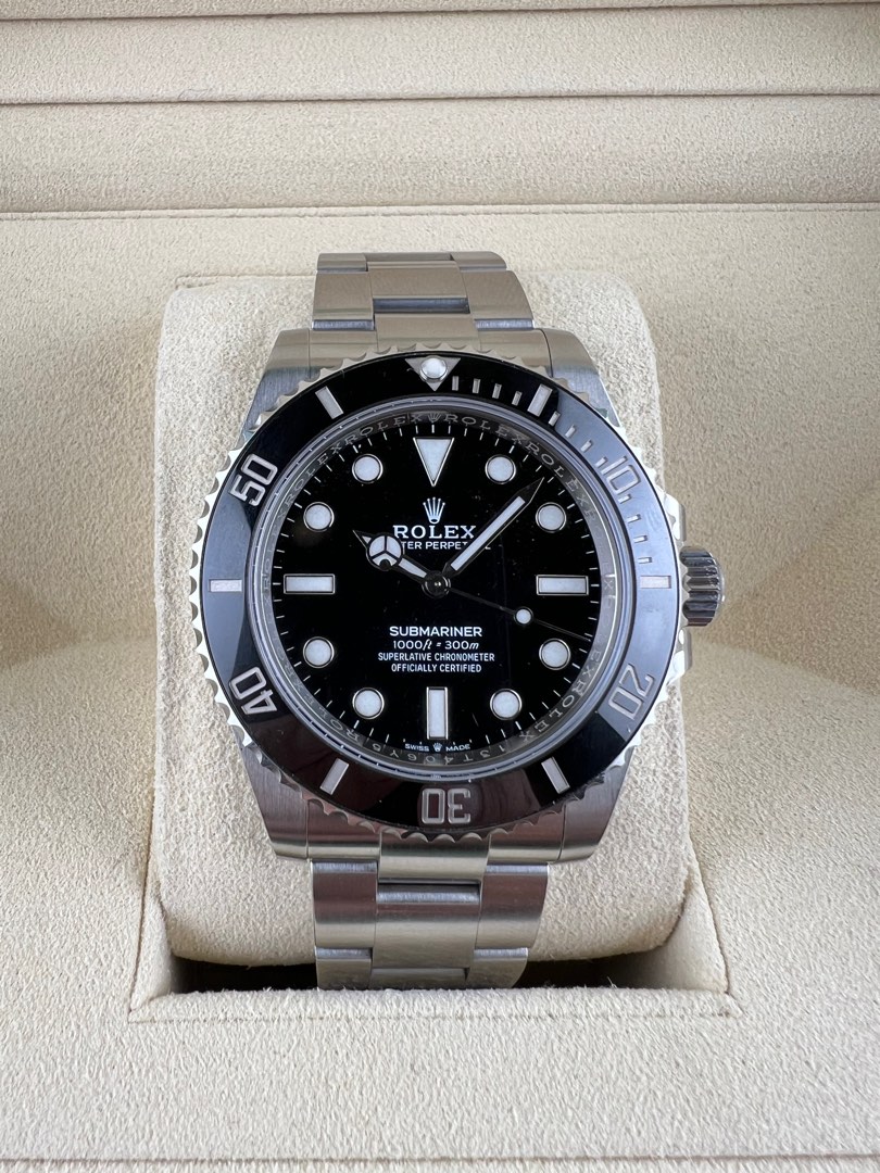 Rolex Submariner 41, Men's Fashion, Watches & Accessories, Watches on ...
