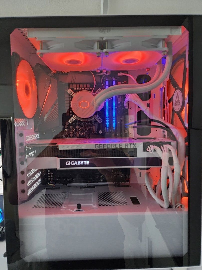 Rtx 3080 gigabyte vision 10gb oc white edition, Computers & Tech, Parts ...