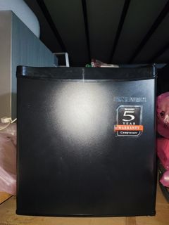 Sharp 60L Mini Bar Fridge, TV & Home Appliances, Kitchen Appliances ...