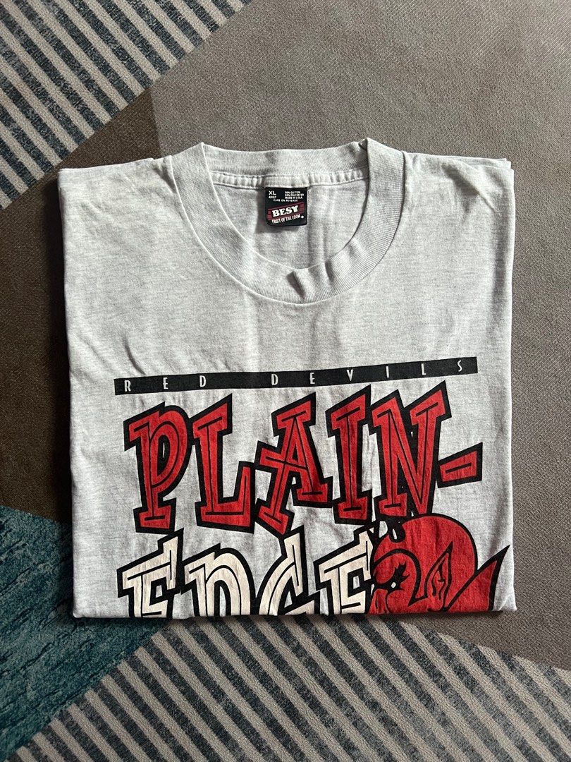 Vintage Red Devils Plain Edge, Men's Fashion, Tops & Sets, Tshirts ...