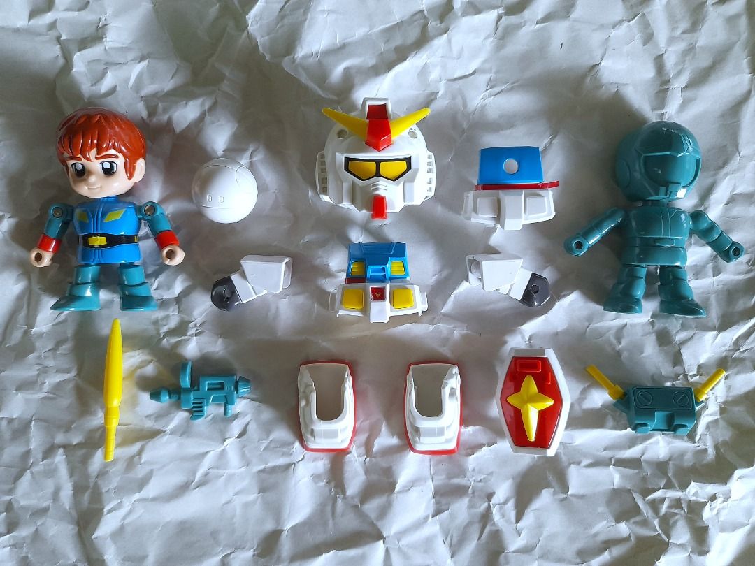 Vintage Bandai 1988 SD Gundam Cloth RX-78-2 Gundam with Amuro Ray ...