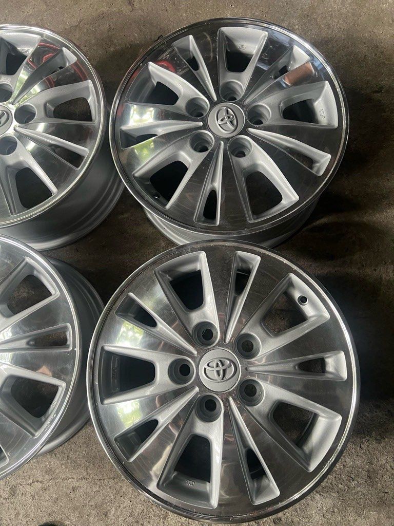 15" Innova stock mags used 5Holes pcd 114 sold as 4, Car Parts ...