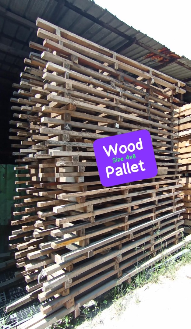 4X8 WOOD PALLET, Furniture & Home Living, Outdoor Furniture on Carousell