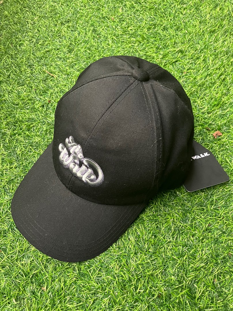 Airwalk Strapback Cap, Men's Fashion, Watches & Accessories, Cap & Hats ...