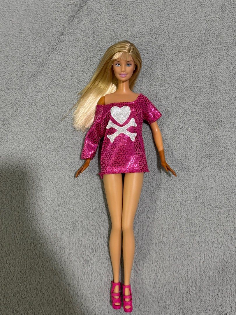 Barbie Secret Style Doll & Deluxe Fashion Wardrobe 2003, Hobbies & Toys ...