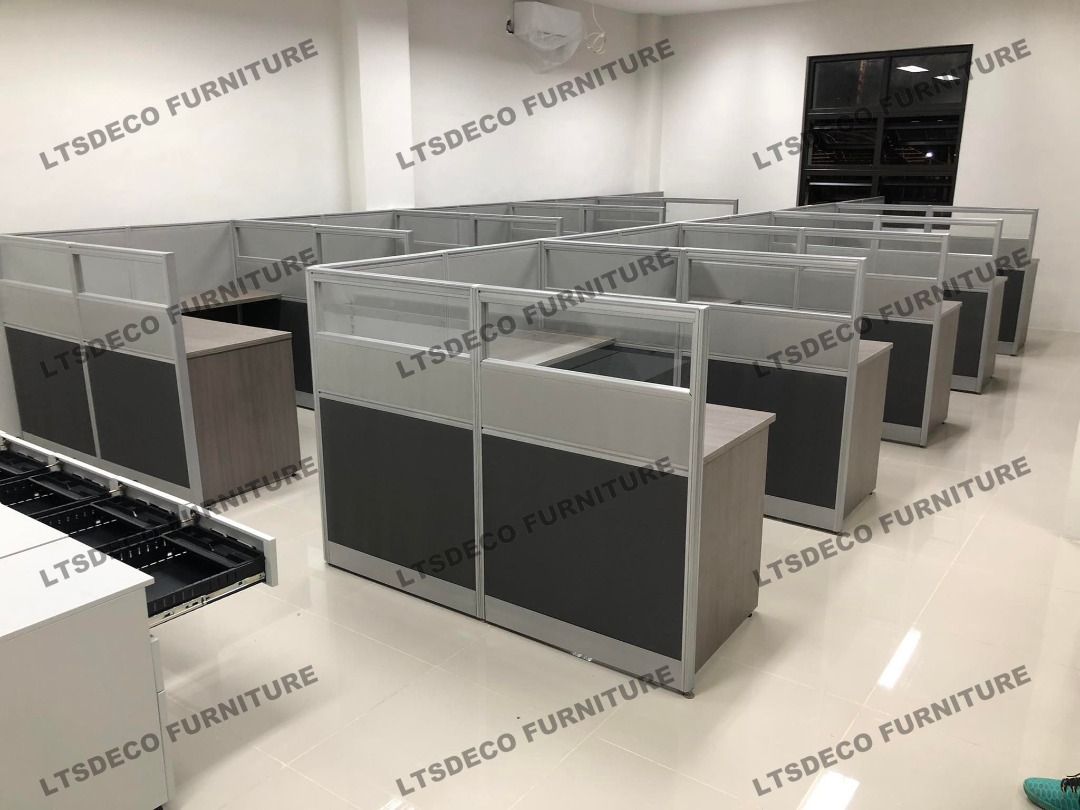 bpo call center workstation with glass office partitions, Furniture ...