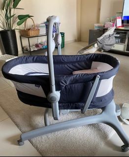 Chicco Baby Hug 4 in 1 Air Crib, Babies & Kids, Baby Nursery & Kids ...