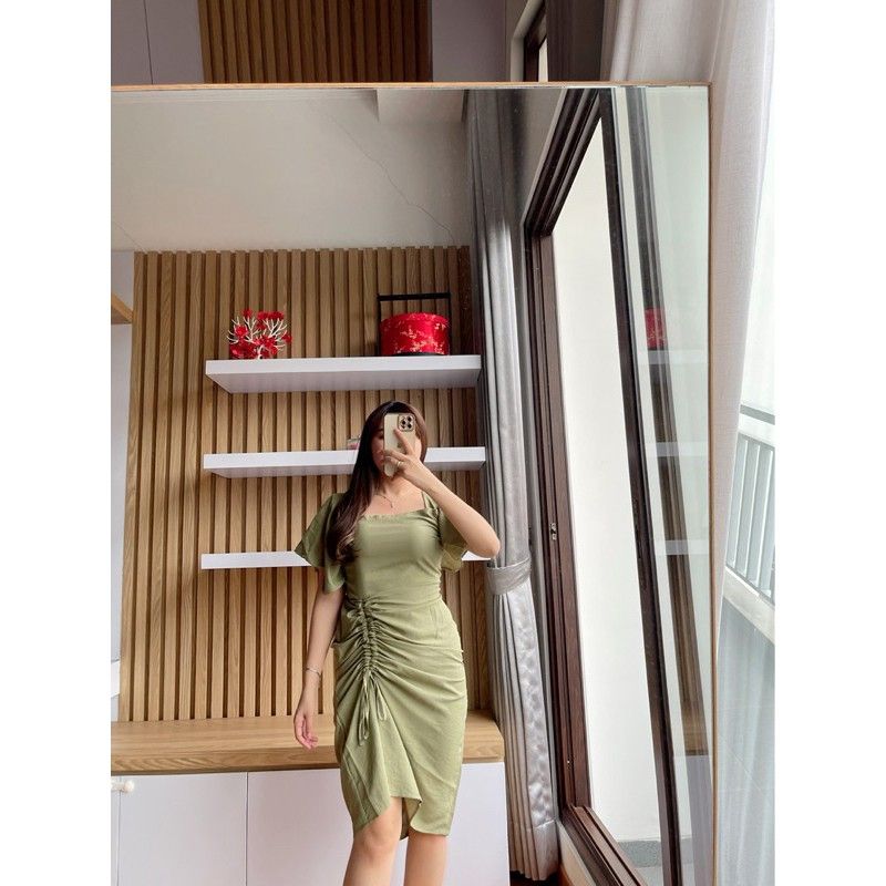 Dress serut wanita, Fesyen Wanita, Pakaian Wanita, Gaun & Rok di Carousell