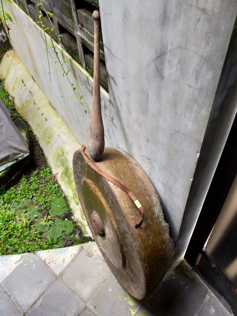 Gong Besi Antik Ukuran Jumbo, Perabotan Rumah di Carousell