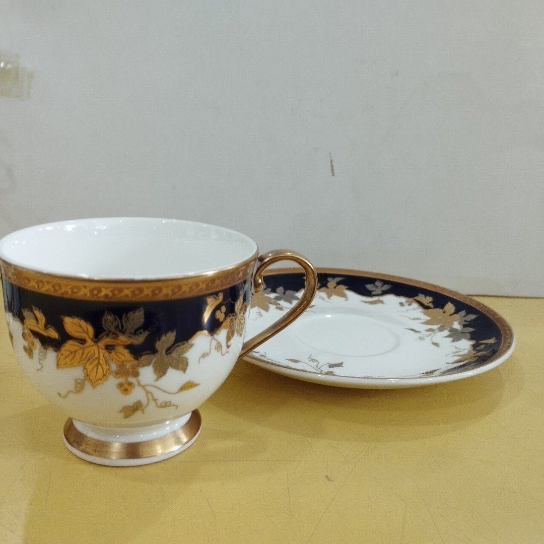 Hankook Fine China Porcelain Luxury Style Teacup & Saucer Set ...