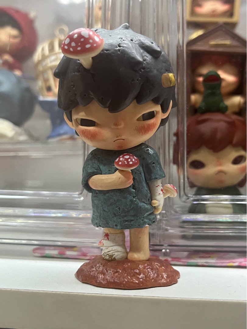 Hirono Fading, Fort, Traffic cone, and Parasite, Hobbies & Toys, Toys ...