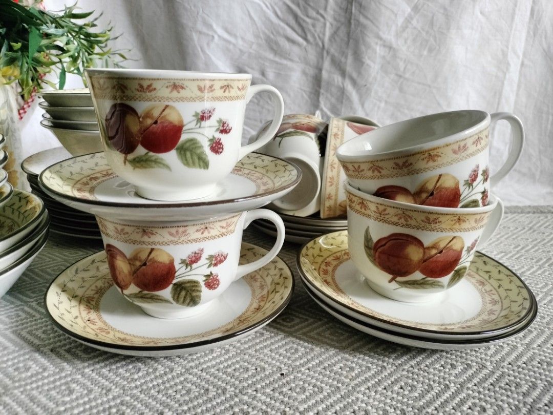Johnson Brothers Fruit Sampler 16-pc set, Furniture & Home Living ...