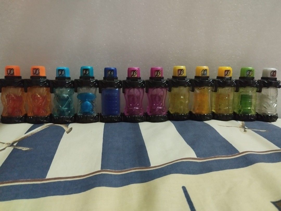 Kamen Rider Build Full bottle sg/gp, Hobbies & Toys, Toys & Games on ...