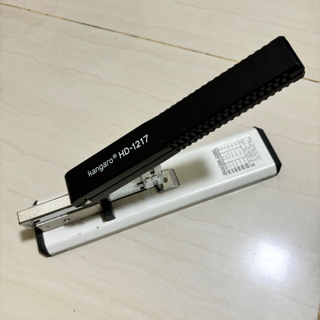 Kangaro Heavy Duty Stapler, Hobbies & Toys, Stationary & Craft ...