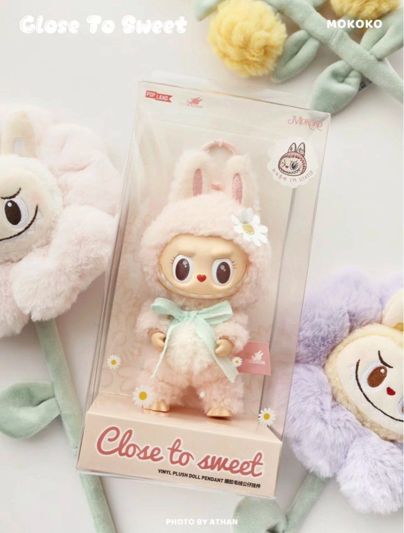Labubu Mokoko V1 Close to Sweet (Vinyl Plush Doll Pendant), Hobbies ...