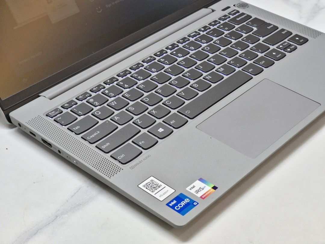 Lenovo IdeaPad 5 14ITL05 82FE i5 11th gen Tiger-lake 8GB RAM 512GB SSD ...