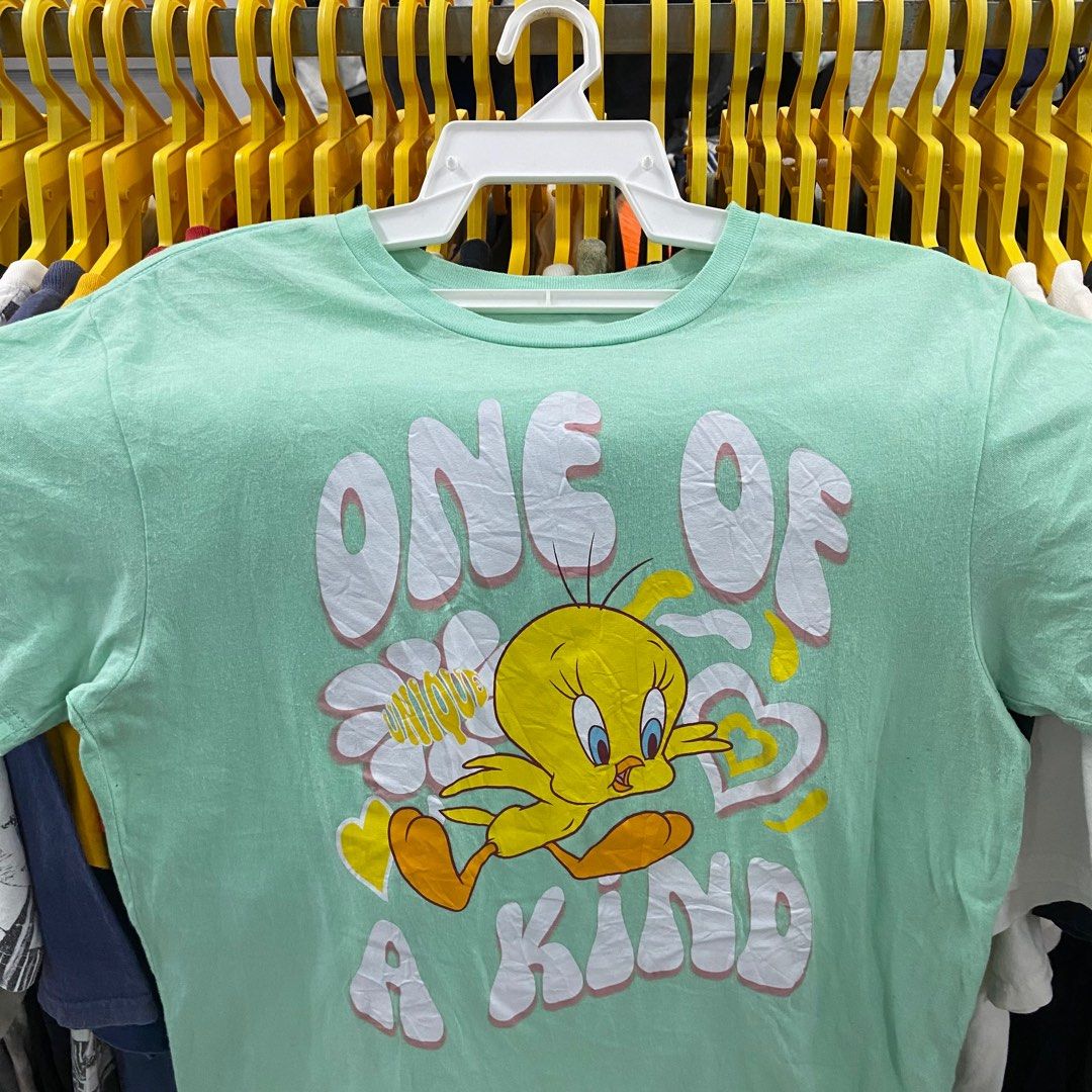 Looney Tunes Tweety, Men's Fashion, Tops & Sets, Tshirts & Polo Shirts ...
