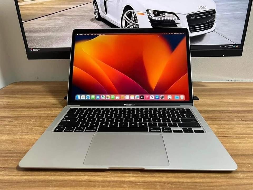 MacBook Air M1 2020 Silver, Computers & Tech, Laptops & Notebooks on ...