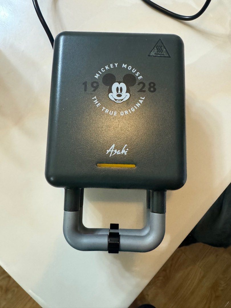 Mickey mouse waffle maker (limited edition), TV & Home Appliances ...