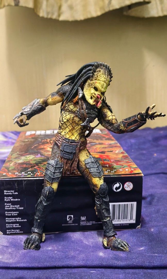 Neca Unmasked Wolf Predator, Hobbies & Toys, Toys & Games on Carousell