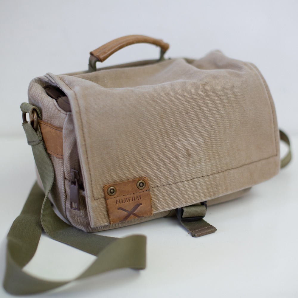 Original Fujifilm X Series Canvas Sling Bag, Photography, Photography ...