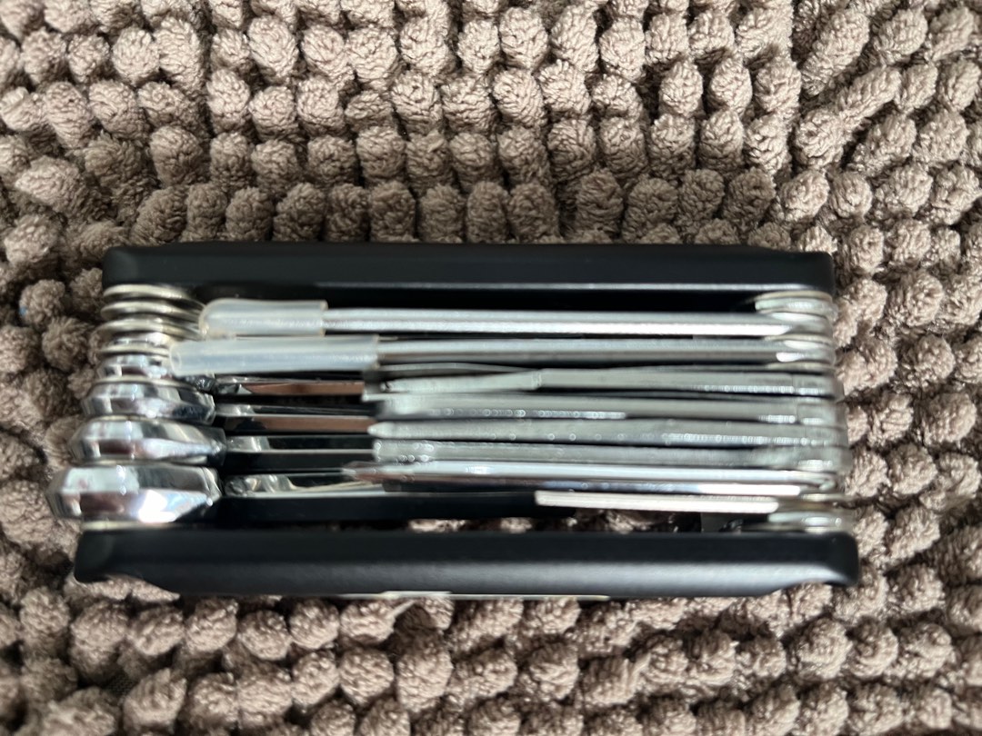 Paintball Tool Kit DYE, Sports Equipment, Other Sports Equipment and ...