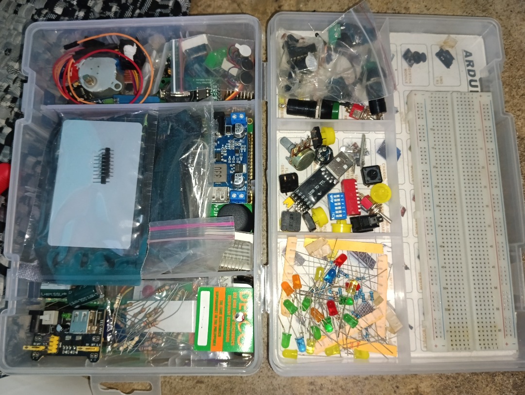 [READ THE DESCRIPTION] Arduino Kit with Assorted IC (AND, NAND, NOR, NOT, OR, XOR), Everything ...