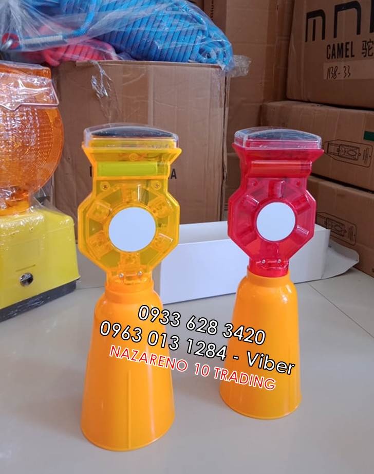 Solar Blinker cone Type Solar Blinker with Clamp, Looking For on Carousell