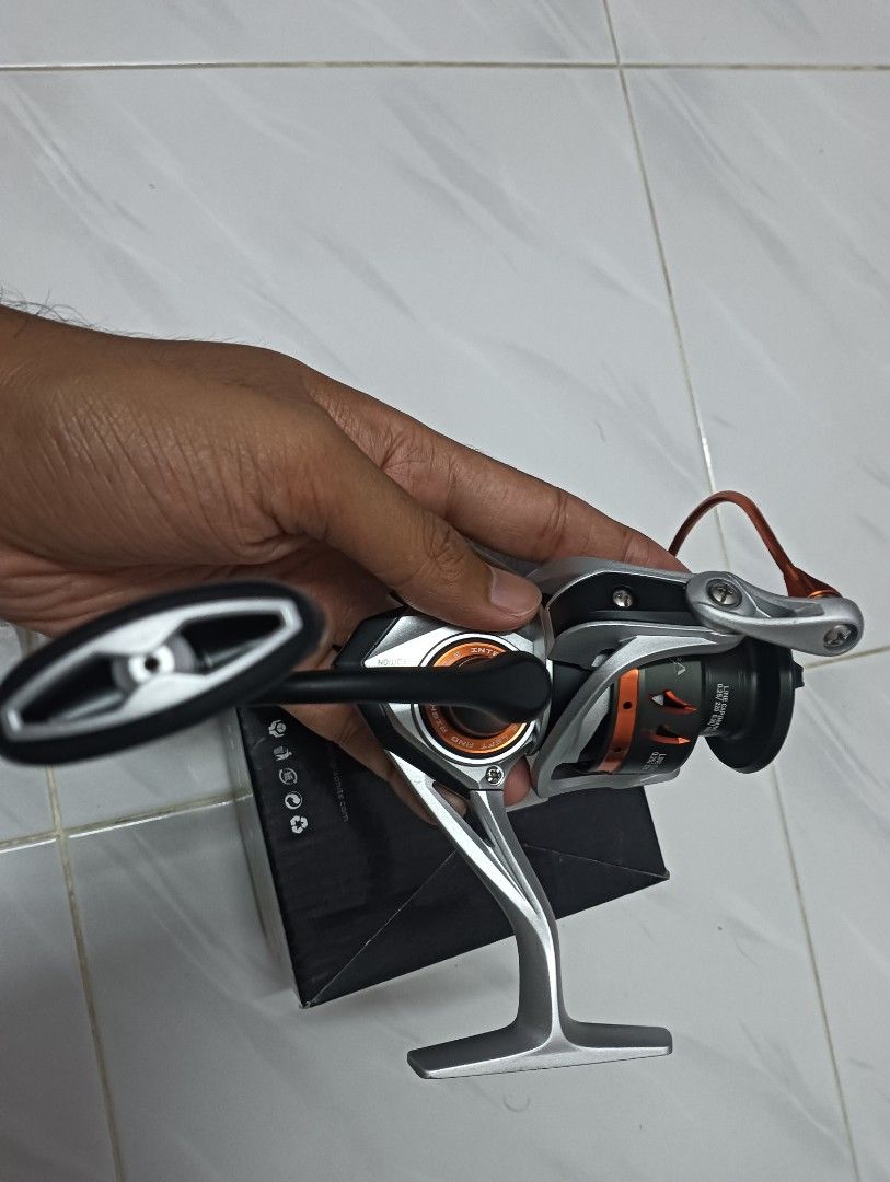 Spinning Reel Expert Graphite, Sports Equipment, Fishing on Carousell