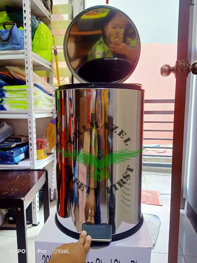 STAINLESS TRASH BIN 20 LITERS, Furniture & Home Living, Cleaning ...