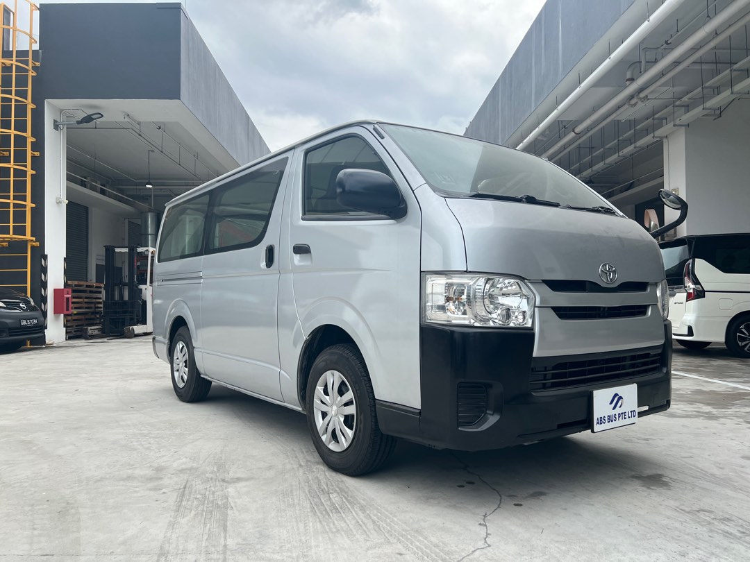 Toyota Hiace 3.0 Manual, Cars, Commercial Vehicles, Used on Carousell