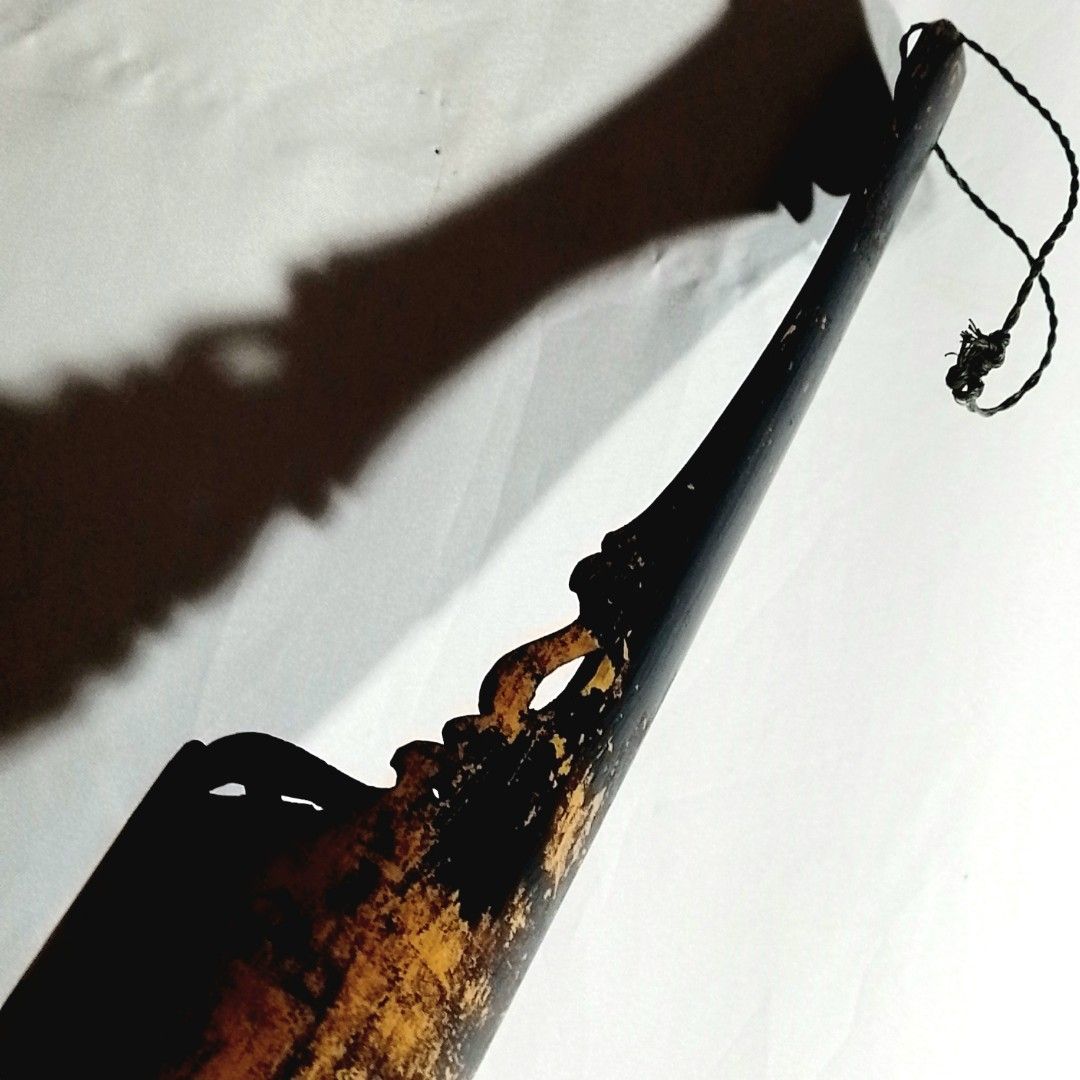 Folk Art - Bambu Tradisional Menirukan Suara Hewan Buruan Suku Dayak ...