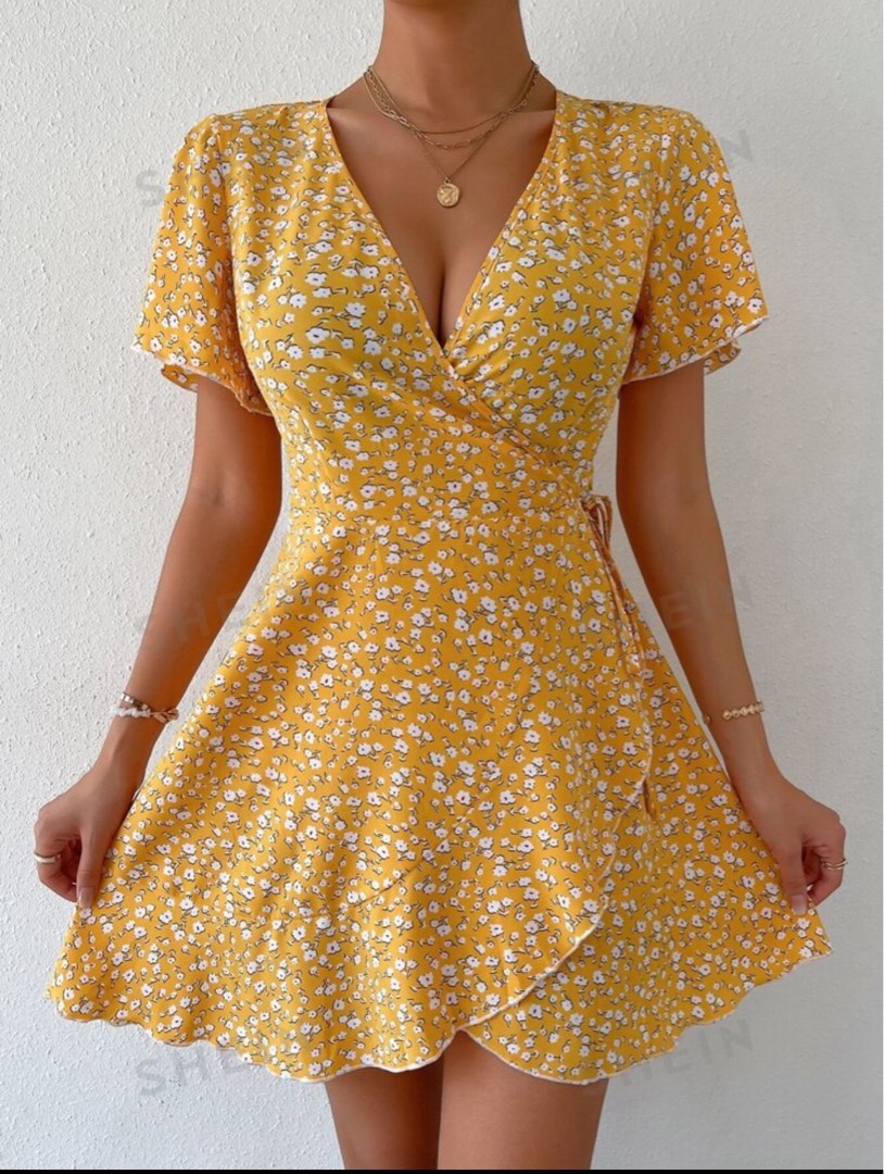 Yellow Sundress, Women's Fashion, Dresses & Sets, Dresses on Carousell