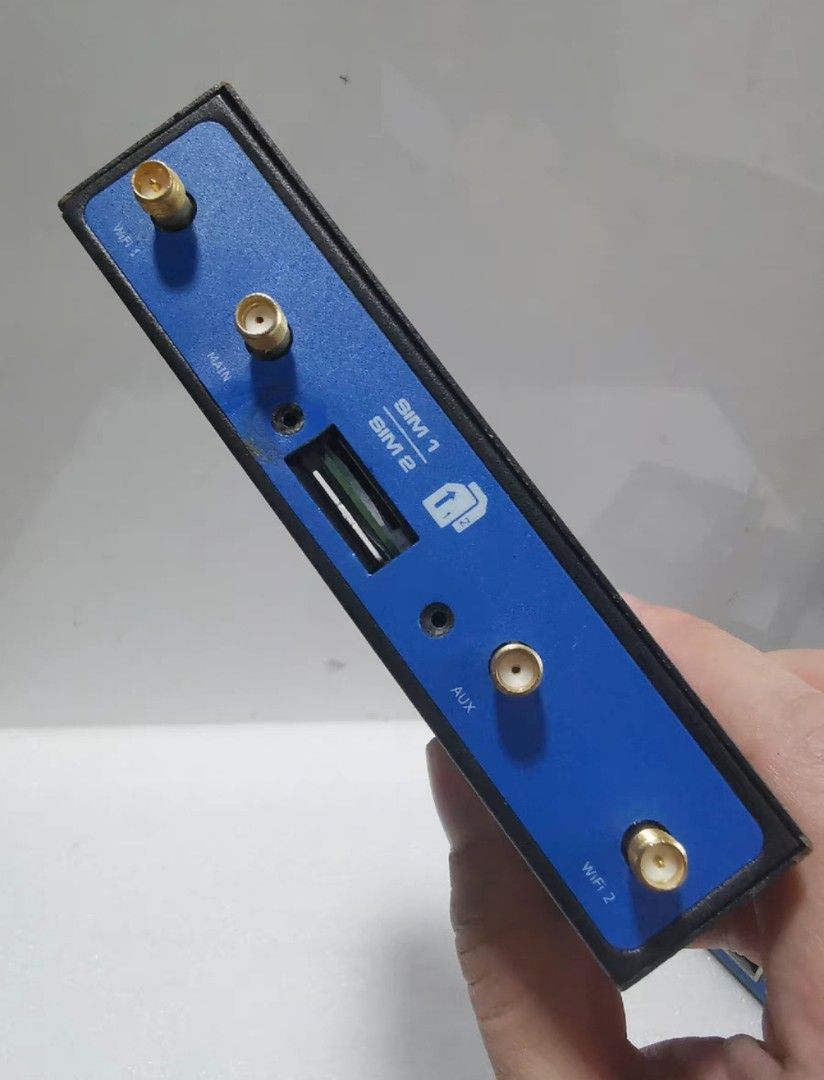 Robustel R2000-4L 3G 4G network internet SIM card router, Computers ...