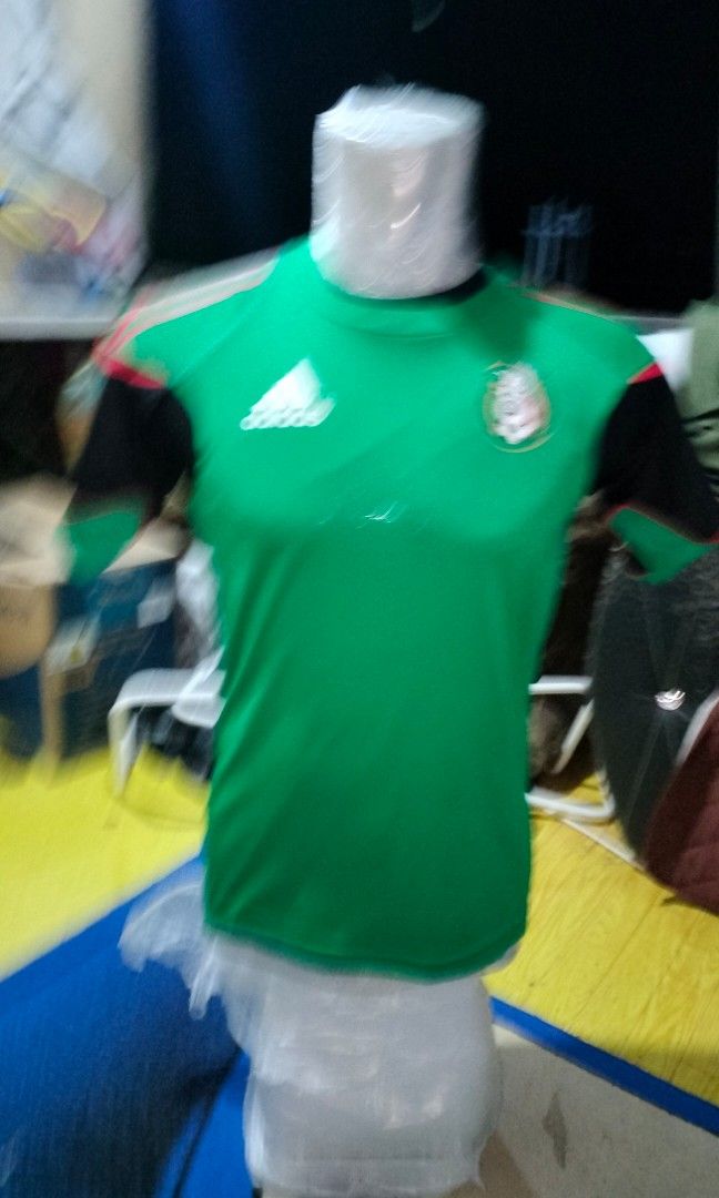 75. JERSEY TRAINING KIT MEXICO, Men's Fashion, Activewear on Carousell