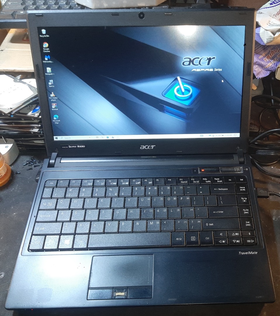 Acer Travelmate 8372 > Core i3, 4GB RAM, Dual hard drive (SSD 120GB ...